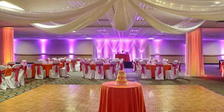 Doubletree by Hilton Pittsburgh- Monroeville Convention Center Weddings ...