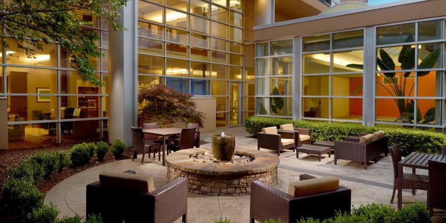 Courtyard Atlanta Buckhead Weddings | Get Prices for Wedding Venues in GA