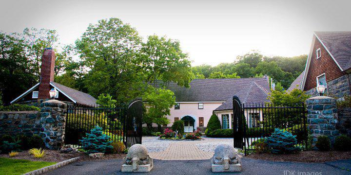 Smoke Rise Village Inn | Venue, Kinnelon | Price it out