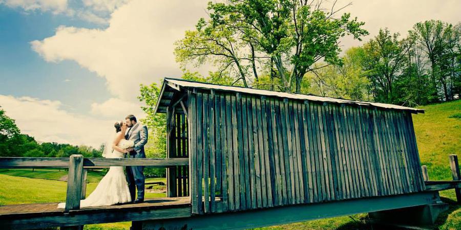 EagleSticks Golf Club Weddings | Get Prices for Wedding Venues in OH