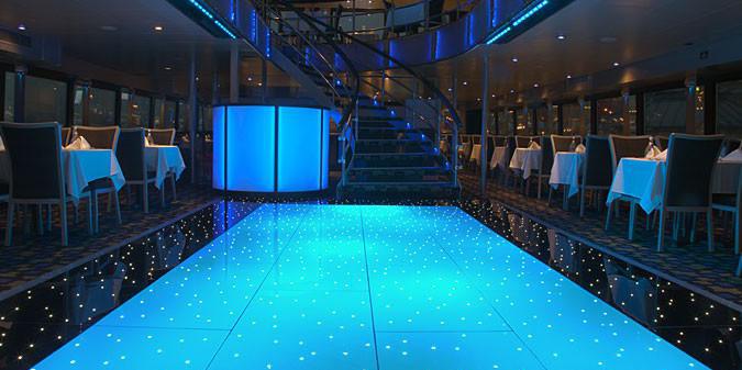 Spirit of Chicago Weddings | Get Prices for Wedding Venues in IL