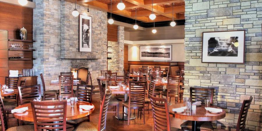 Francesca's at The Promenade - Bolingbrook Weddings | Get Prices for ...