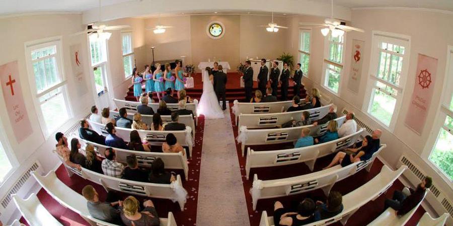 Universalist Unitarian Church of Farmington Weddings | Get Prices for ...