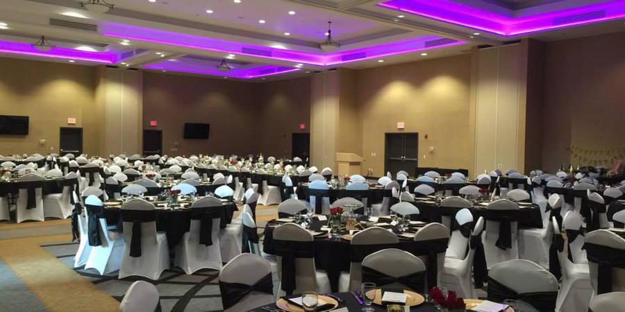 DoubleTree by Hilton West Fargo Weddings | Get Prices for Wedding ...