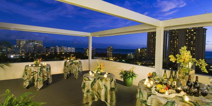 Doubletree by Hilton Alana - Waikiki Beach Weddings | Get Prices for ...