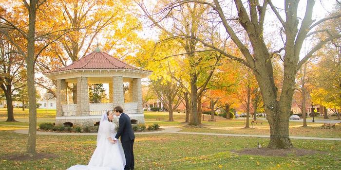 The Kelly Gallery Weddings | Get Prices for Wedding Venues in KS