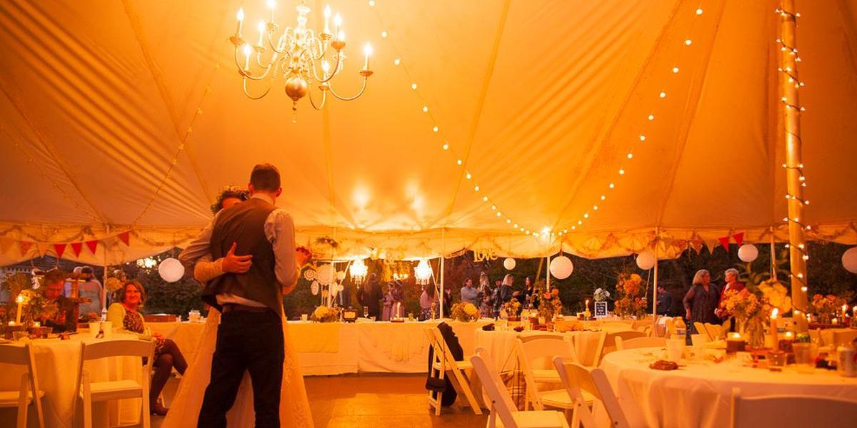 The Kelly Gallery Weddings | Get Prices for Wedding Venues in KS