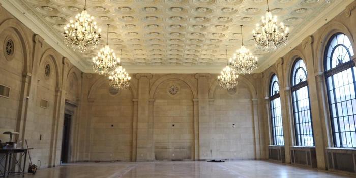 Ariel Pearl Center Weddings | Get Prices for Wedding Venues in OH