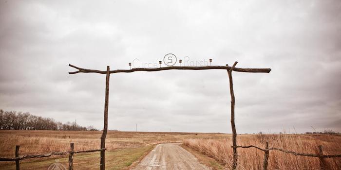 Circle S Ranch Weddings | Get Prices for Wedding Venues in KS