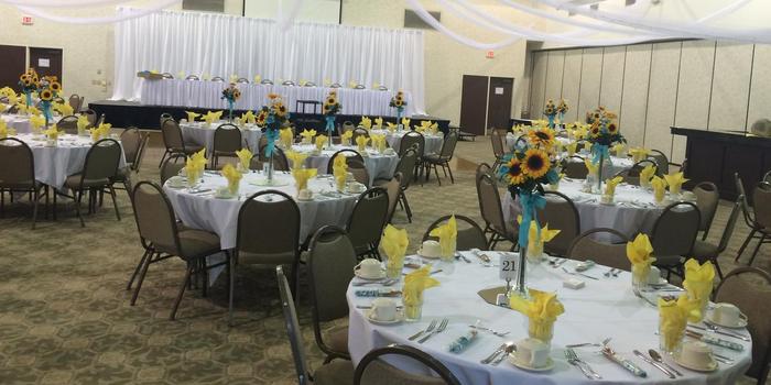 Royal Ridges Of Ripon Weddings | Get Prices for Wedding Venues in WI