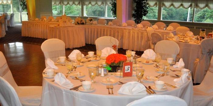 Pleasant Valley Country Club Weddings | Get Prices for Wedding Venues in MA