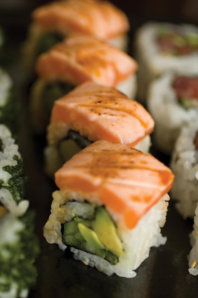 Reel Club Restaurant Weddings | Get Prices for Wedding Venues in IL