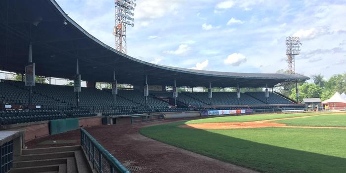 Bosse Field Weddings | Get Prices for Wedding Venues in IN
