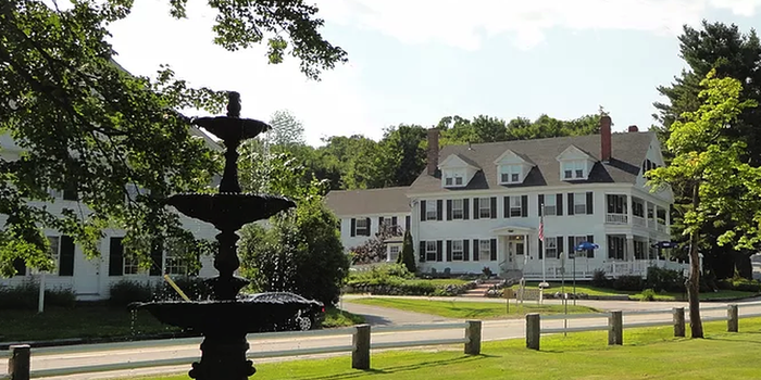 The Fitzwilliam Inn Weddings | Get Prices for Wedding Venues in NH