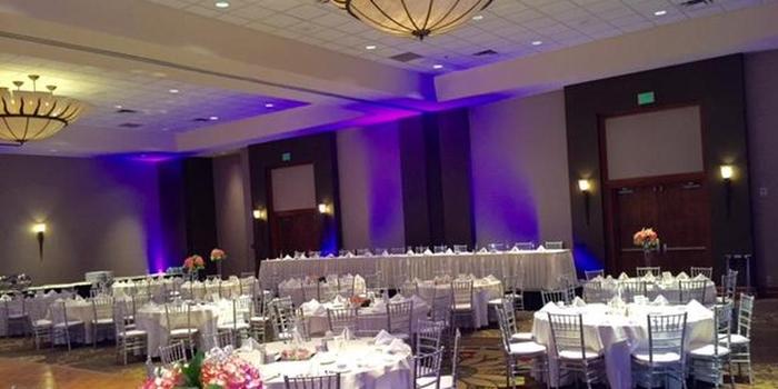 DoubleTree by Hilton Bay City- Riverfront Weddings | Get Prices for ...