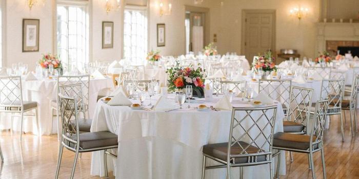 Old Field Club Weddings | Get Prices for Wedding Venues in NY
