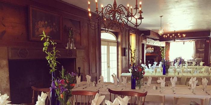 The Outing Lodge at Pine Point Weddings | Get Prices for Wedding Venues ...