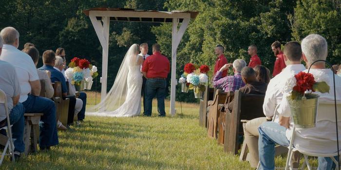 Red Barn Events Weddings | Get Prices for Wedding Venues in KS