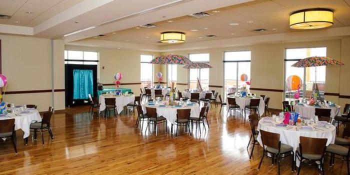 Pinstripes Chicago Weddings | Get Prices for Wedding Venues in IL
