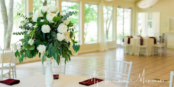 Glass Chapel Tulsa Weddings | Get Prices for Wedding Venues in OK