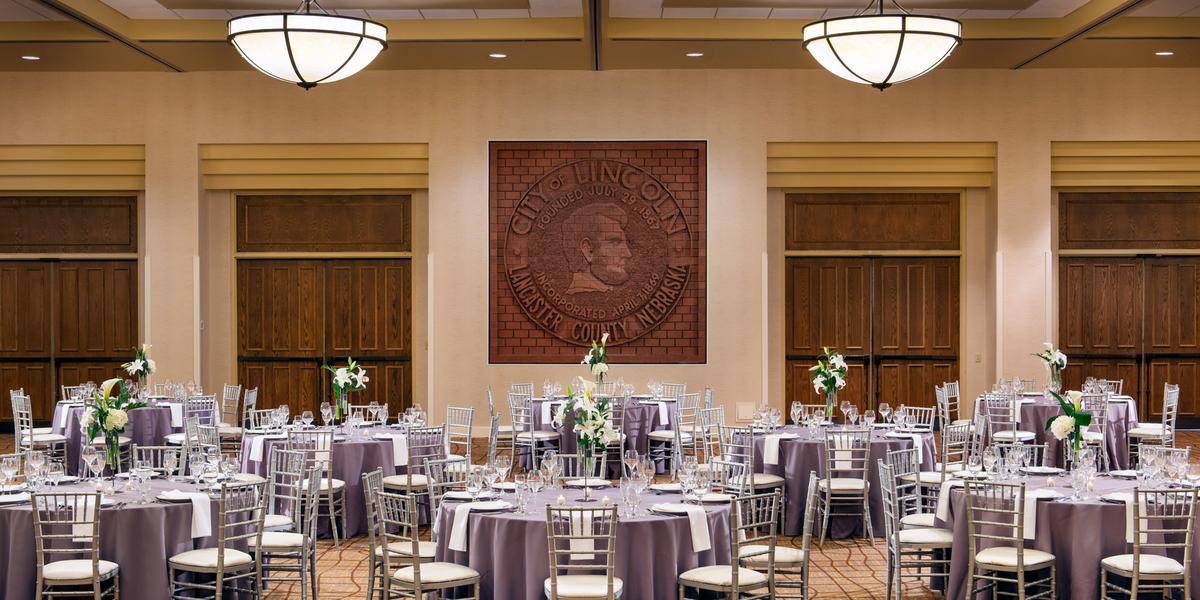 The Lincoln Marriott Cornhusker Hotel Weddings