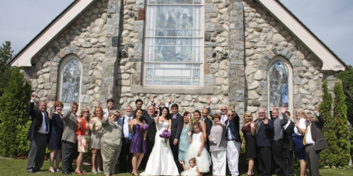 Little Stone Church Weddings | Get Prices for Wedding Venues in MI