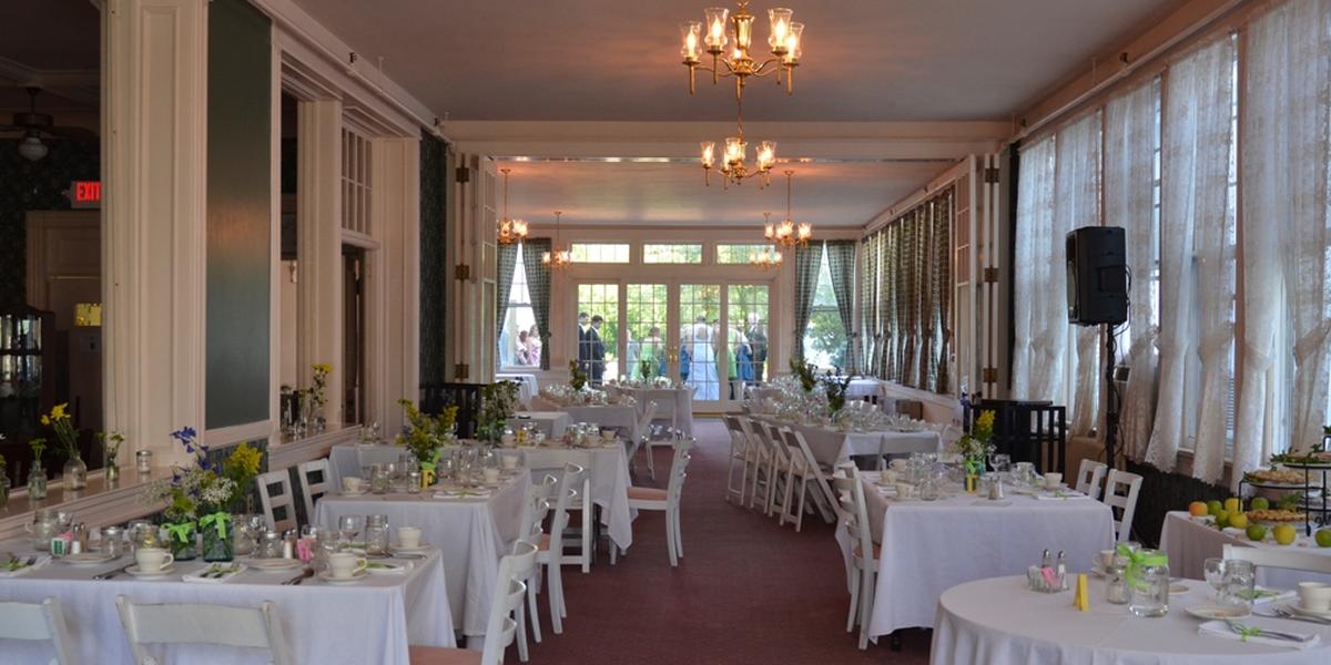 Brandon Inn Weddings | Get Prices for Wedding Venues in Brandon, VT