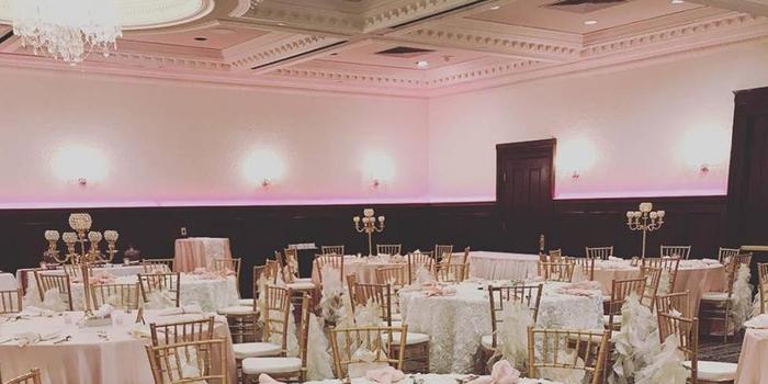 Radisson Hotel Cincinnati Riverfront Weddings | Get Prices for Wedding ...