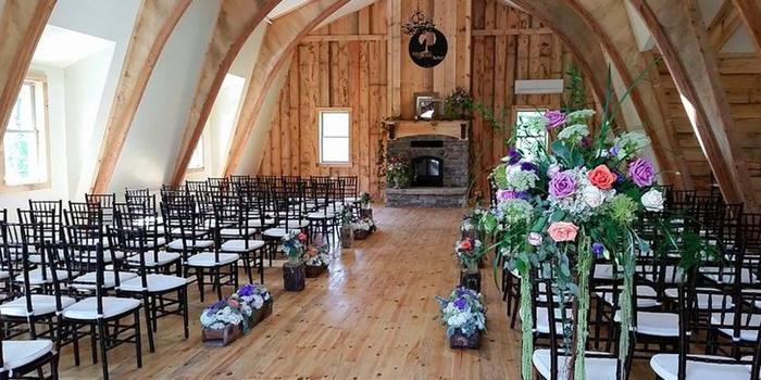 Wolf Oak Acres Weddings | Get Prices for Wedding Venues in Oneida, NY