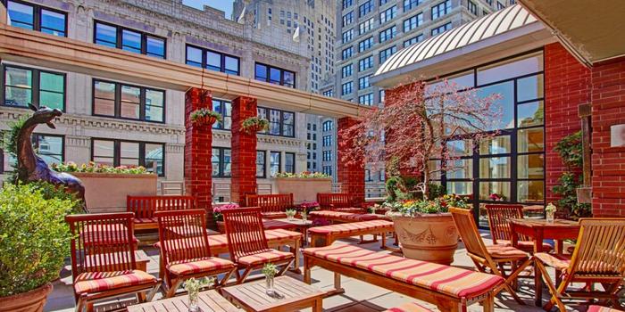 Hotel Giraffe Weddings | Get Prices for Wedding Venues in New York, NY