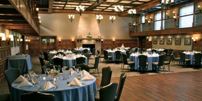 Moorestown Community House Weddings | Get Prices for Wedding Venues