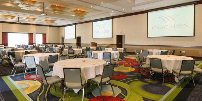 Cascades Conference Center Weddings | Get Prices for Wedding Venues