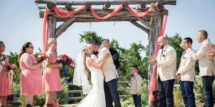 Diamond H3 Ranch Weddings | Get Prices for Wedding Venues in TX