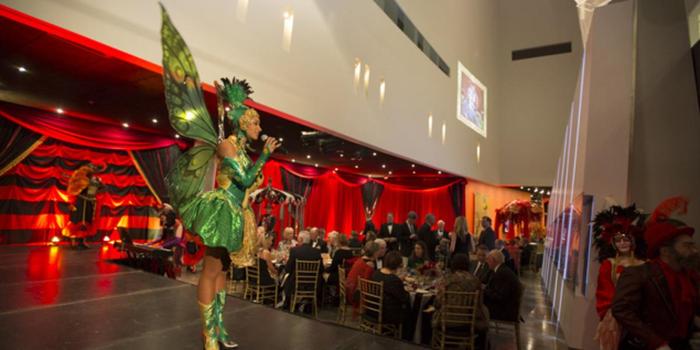 Nevada Museum of Art Weddings | Get Prices for Wedding Venues in NV