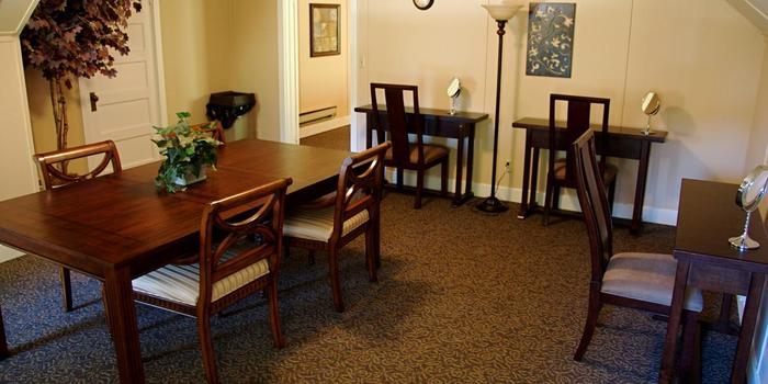 Preston Community Center Weddings | Get Prices for Wedding Venues