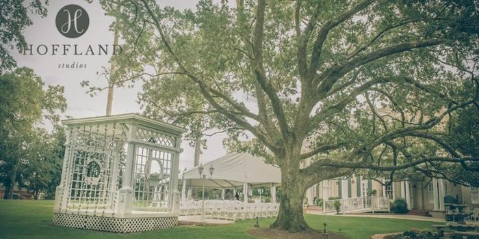 The Gardens at Madeley Manor Weddings | Get Prices for Wedding Venues