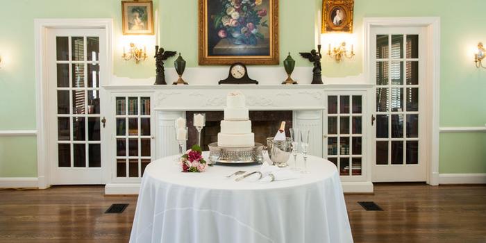 The Gardens at Madeley Manor Weddings | Get Prices for Wedding Venues in TX