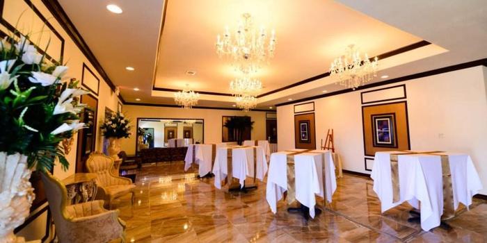 Sterling Banquet Hall Weddings | Get Prices for Wedding Venues in TX