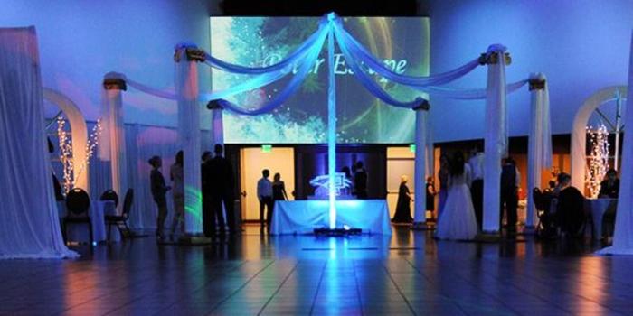 Infinity Park Event Center Weddings | Get Prices for Wedding Venues