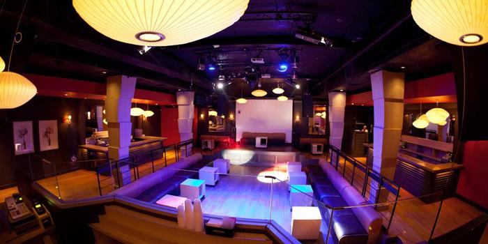 Venu Lounge Weddings | Get Prices for Wedding Venues in MA