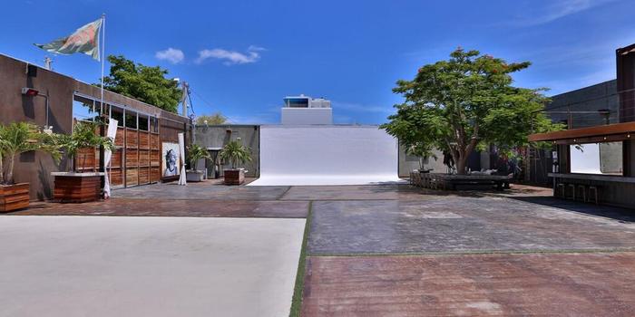 MAPS Backlot Weddings | Get Prices for Wedding Venues in Miami, FL