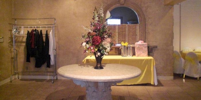 Garden Center Building Weddings | Get Prices for Wedding Venues in UT