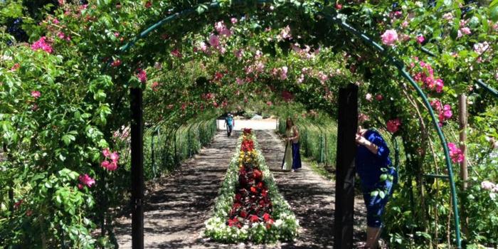 Point Defiance Rose Garden Weddings | Get Prices for Wedding Venues