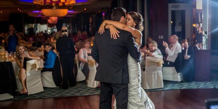 MacRay Harbor Banquets & Events Center Weddings | Get Prices for ...