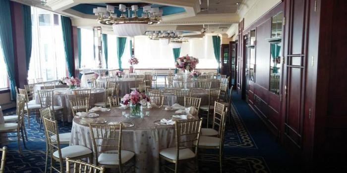 MacRay Harbor Banquets & Events Center Weddings | Get Prices for ...