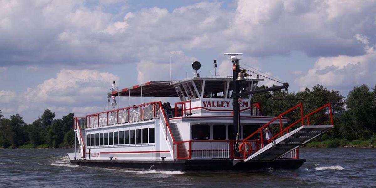 The Valley Gem Sternwheeler Weddings | Get Prices for Wedding Venues