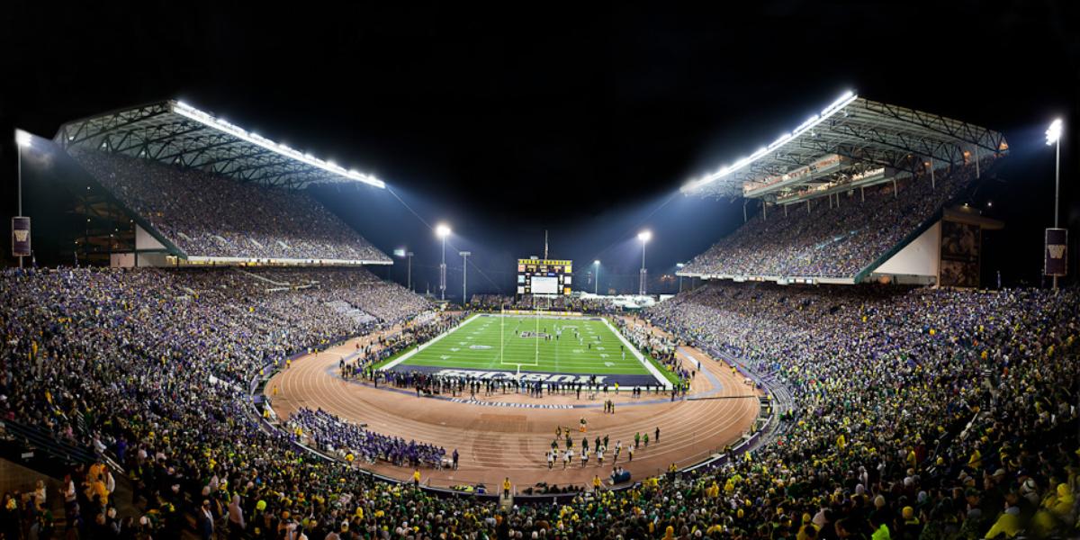 Husky Stadium Weddings | Get Prices for Wedding Venues in Seattle, WA