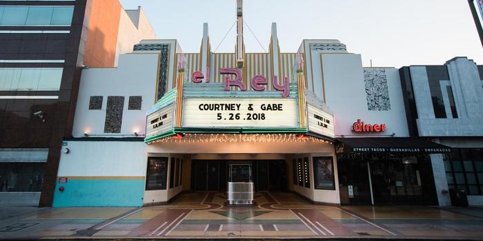 El Rey Theatre Weddings | Get Prices for Wedding Venues in CA
