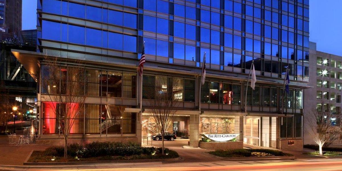 The Ritz-Carlton Charlotte Weddings | Get Prices for Wedding Venues