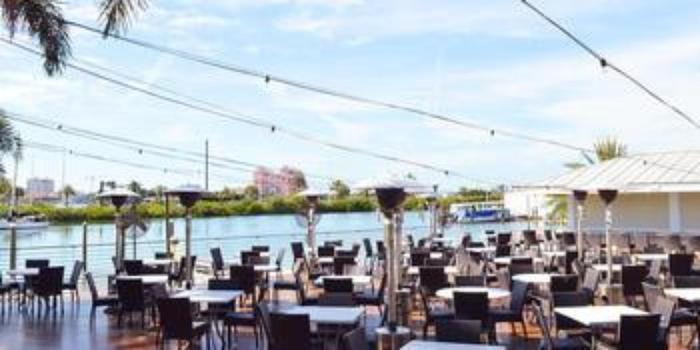 Island Way Grill Weddings | Get Prices for Wedding Venues in FL